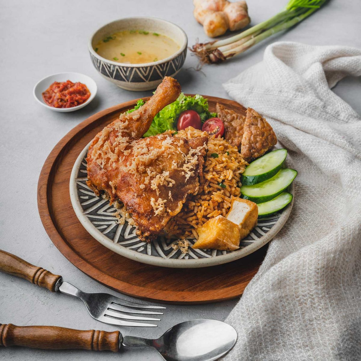 Nasi Goreng Sotong Penyet / Smashed Fried Calamari Fried Rice | Zoul's ...